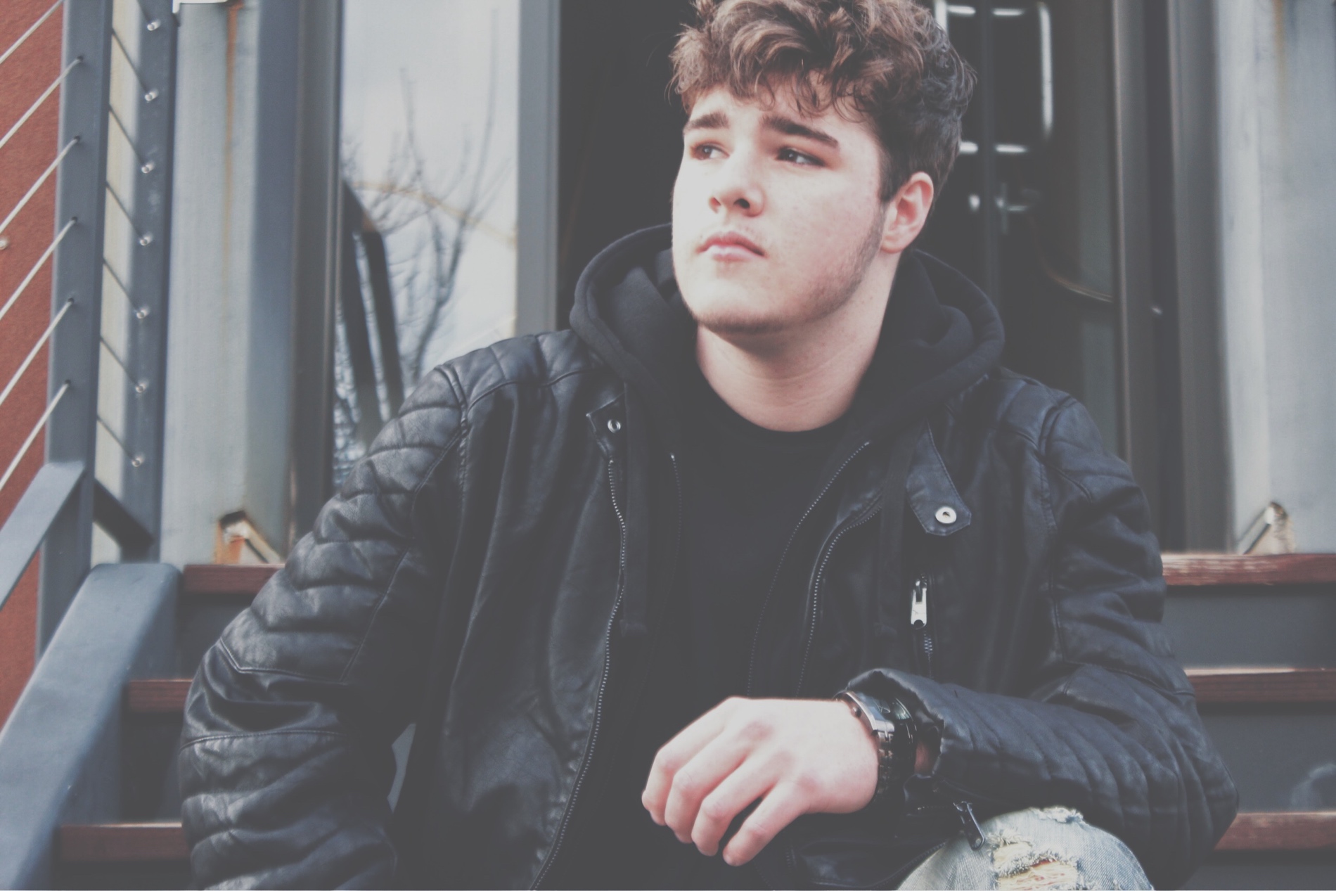 EZRA HENDERSON | singer, songwriter, musician